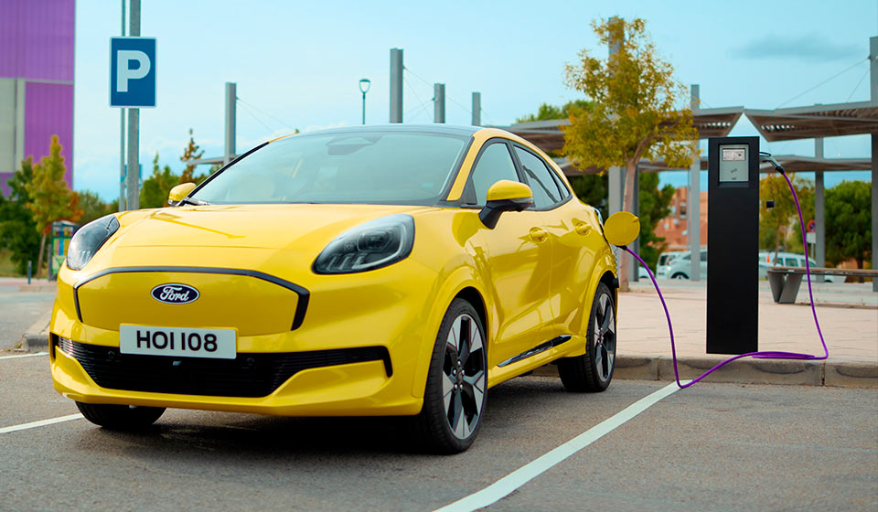 Ford Puma® Gen-E eléctrico: Precio, autonomía y tecnología